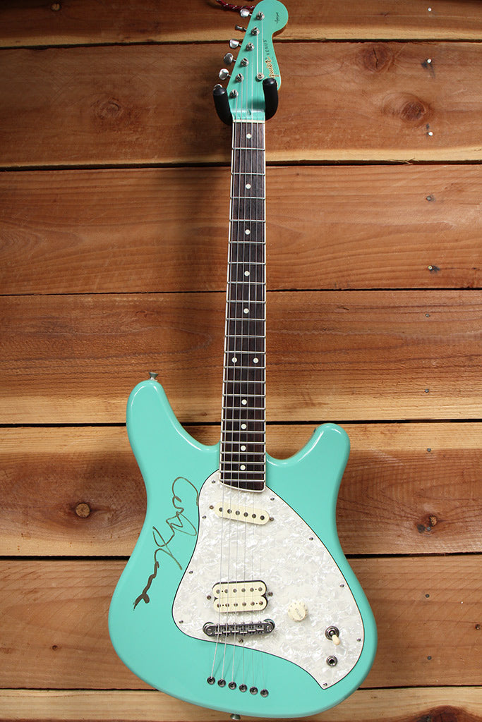 SQUIER VENUS Signed! Courtney Love Autograph Guitar Vista MIJ Japan 15 ...
